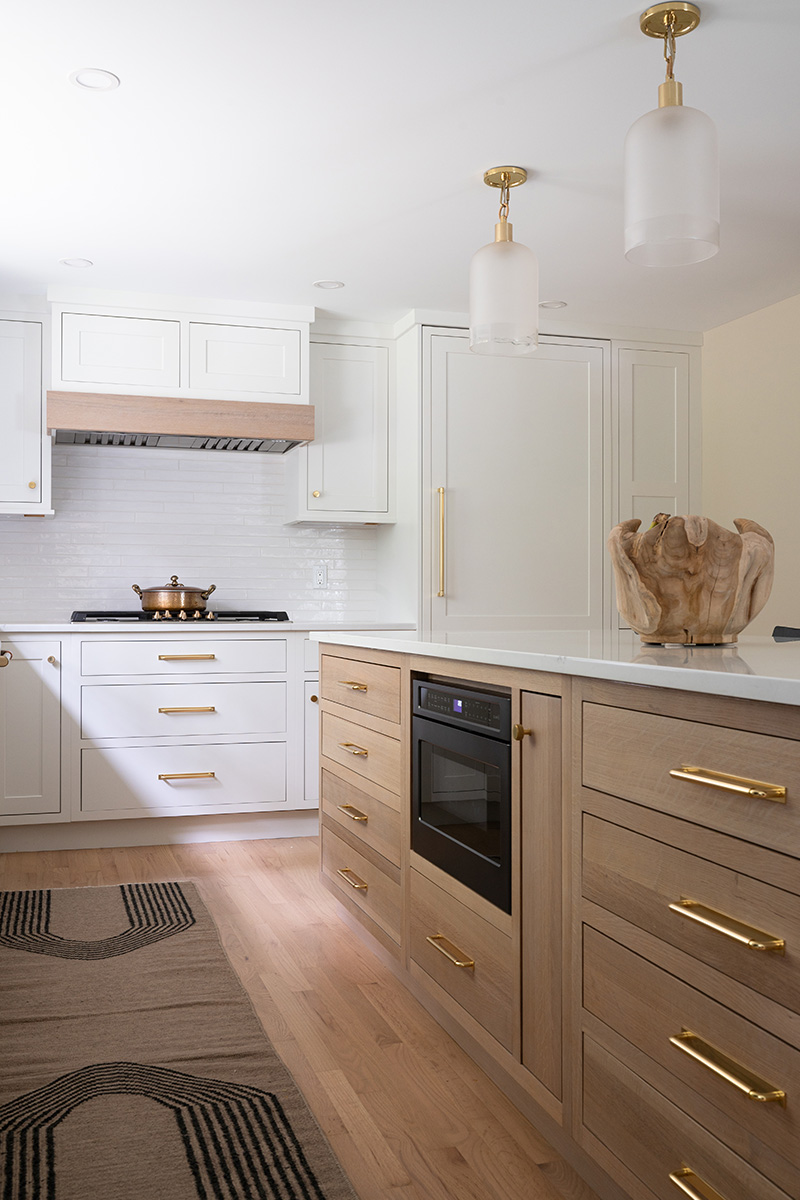 New England Transitional with Beachy Island - Showplace Design Center